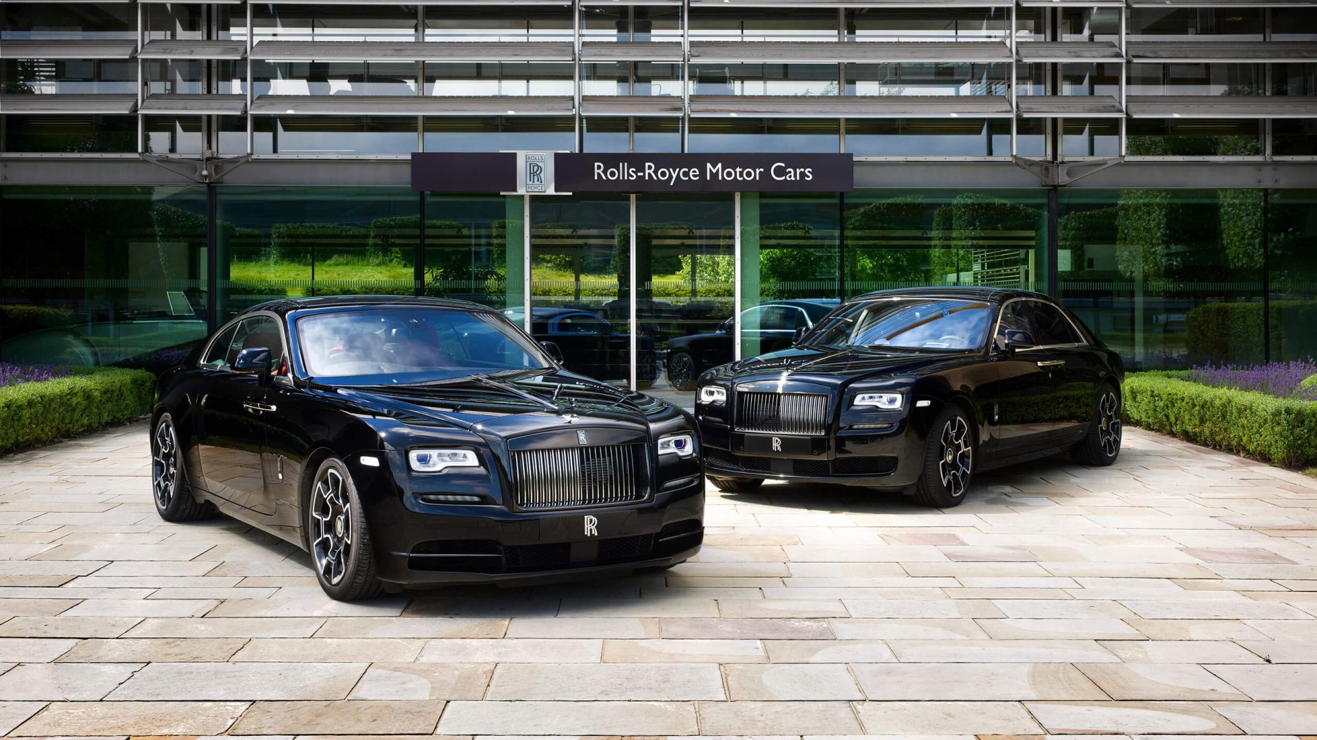 7 Top Luxury Car Rentals in the US | Locals Insider